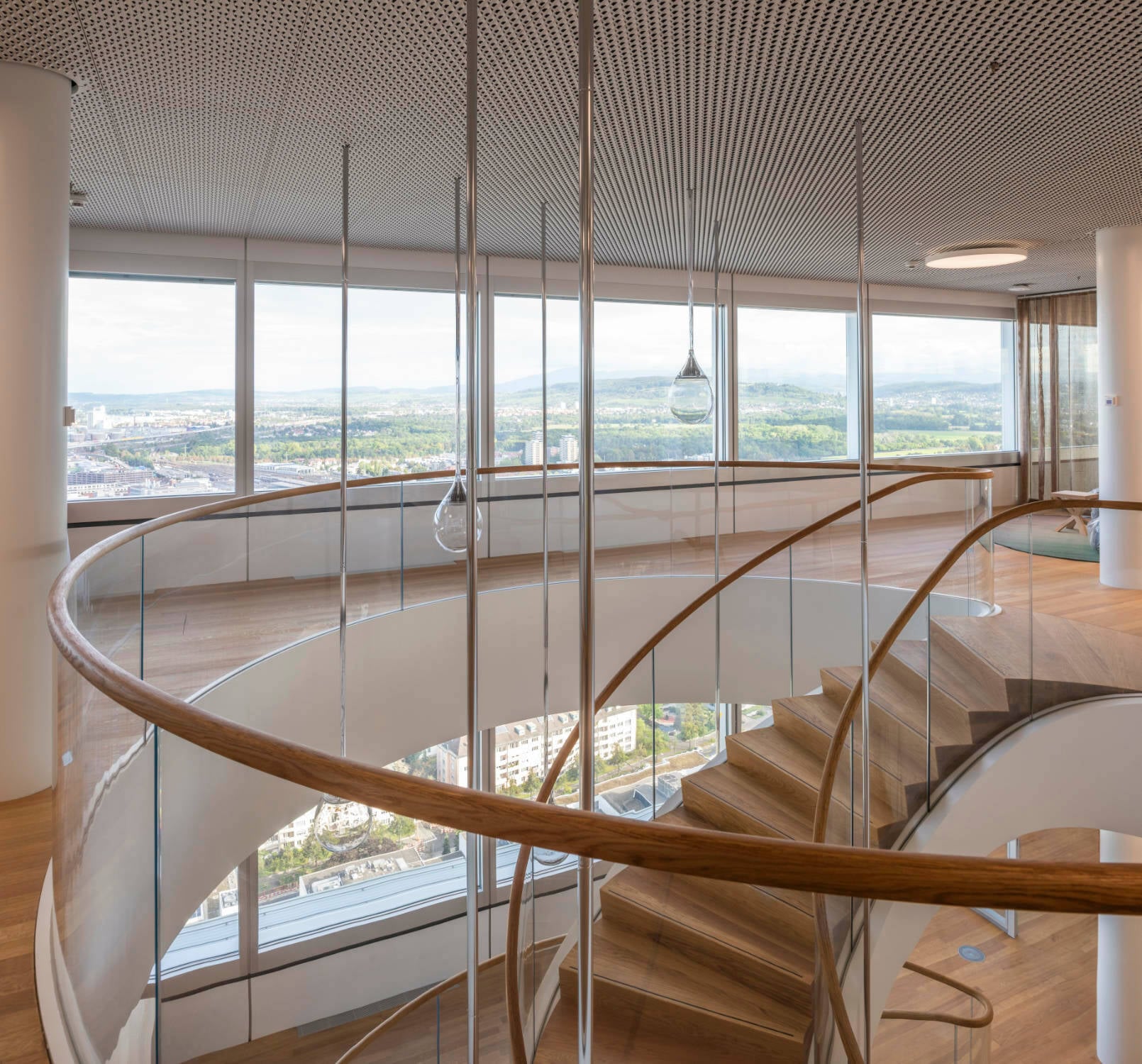 Roche-Büroturm in Basel | Treppen | Büro/Gewerbe | BauNetz Wissen