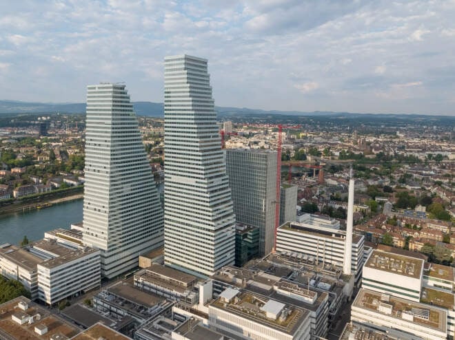 Roche-Büroturm in Basel | Treppen | Büro/Gewerbe | BauNetz Wissen