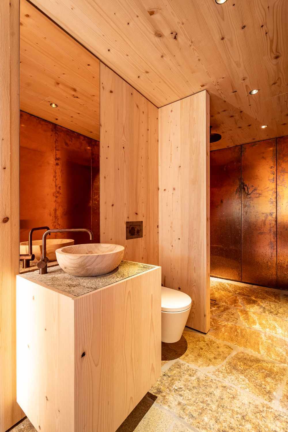 Waidlerhaus in Finsterau | Beschläge | Wohnen | Baunetz_Wissen