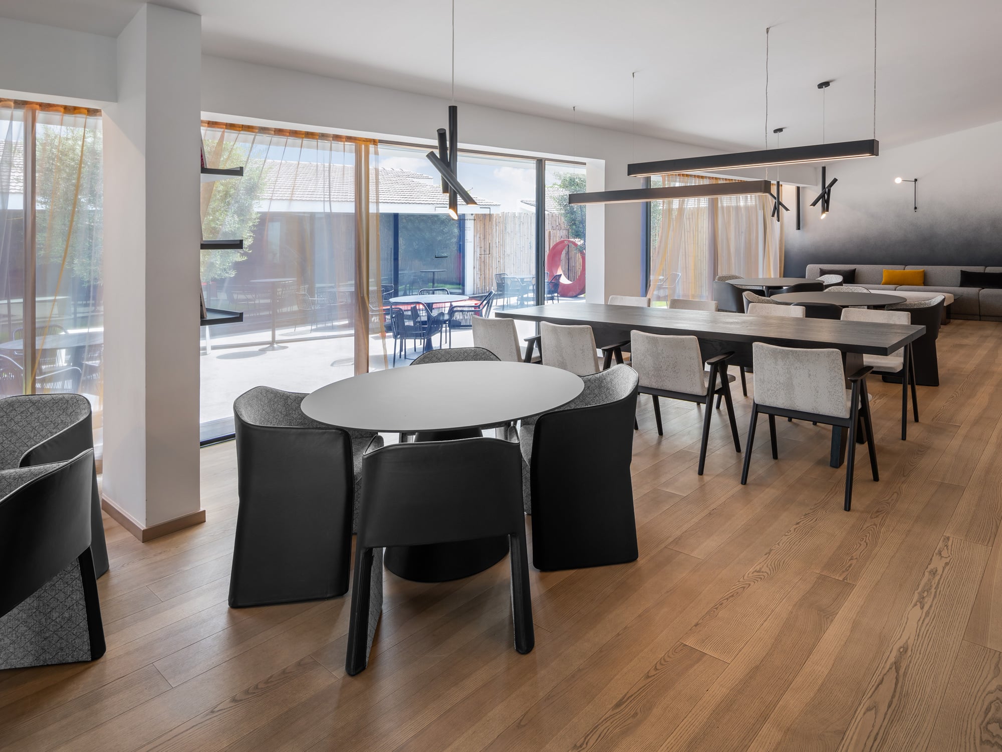 Restaurant The Grey in Dubai | Boden | Hotel/Gastronomie | BauNetz Wissen