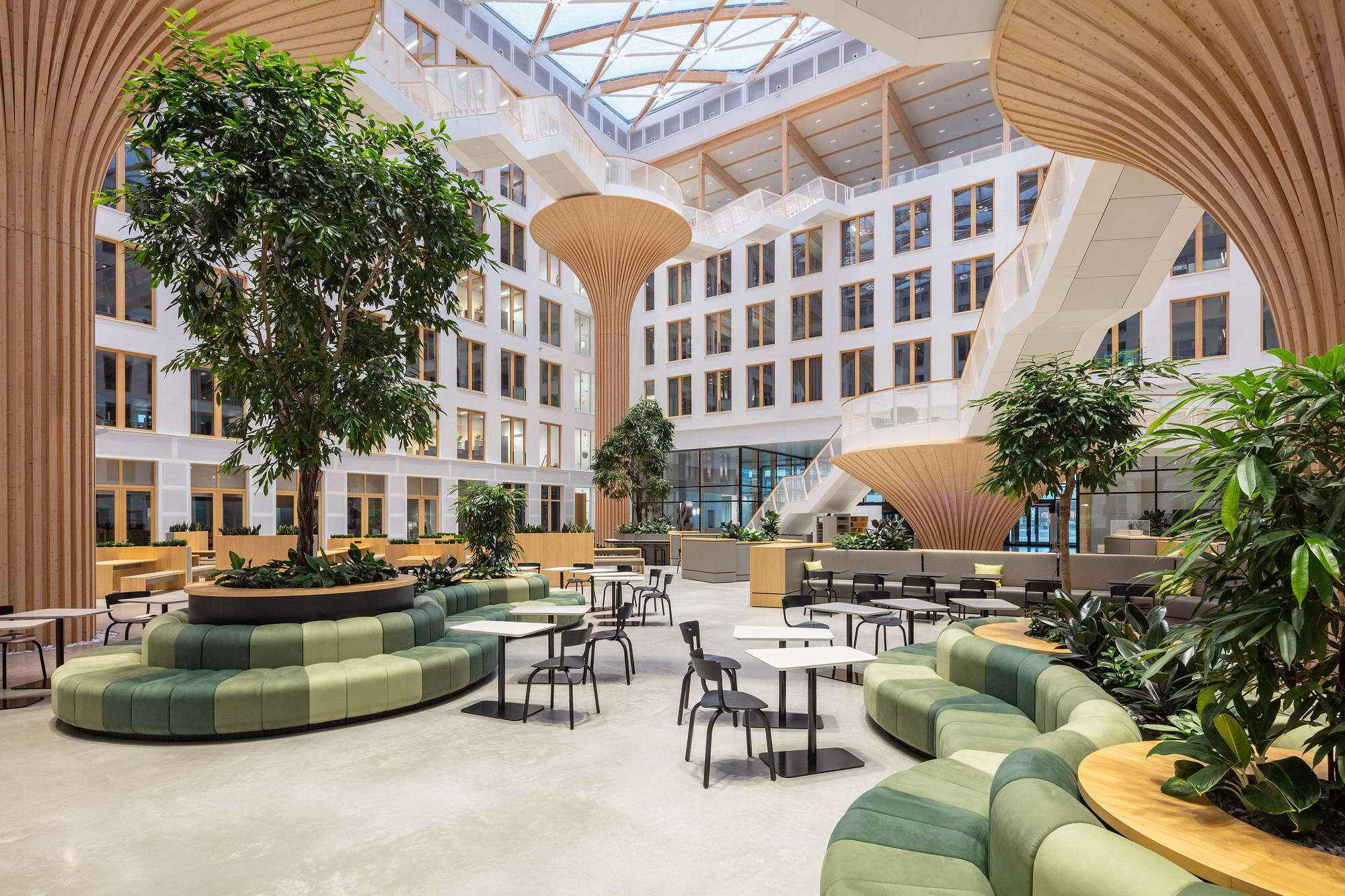 Bürogebäude EDGE Südkreuz in Berlin | Gebäudetechnik | Büro/Verwaltung ...