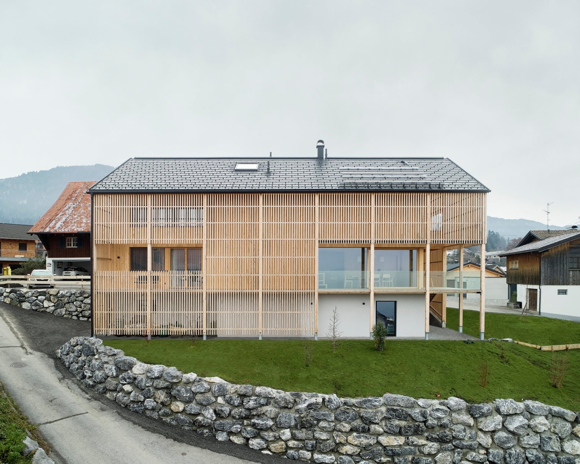 Mehrgenerationenhaus in Dornbirn | Holz | Bauen im Bestand | BauNetz Wissen