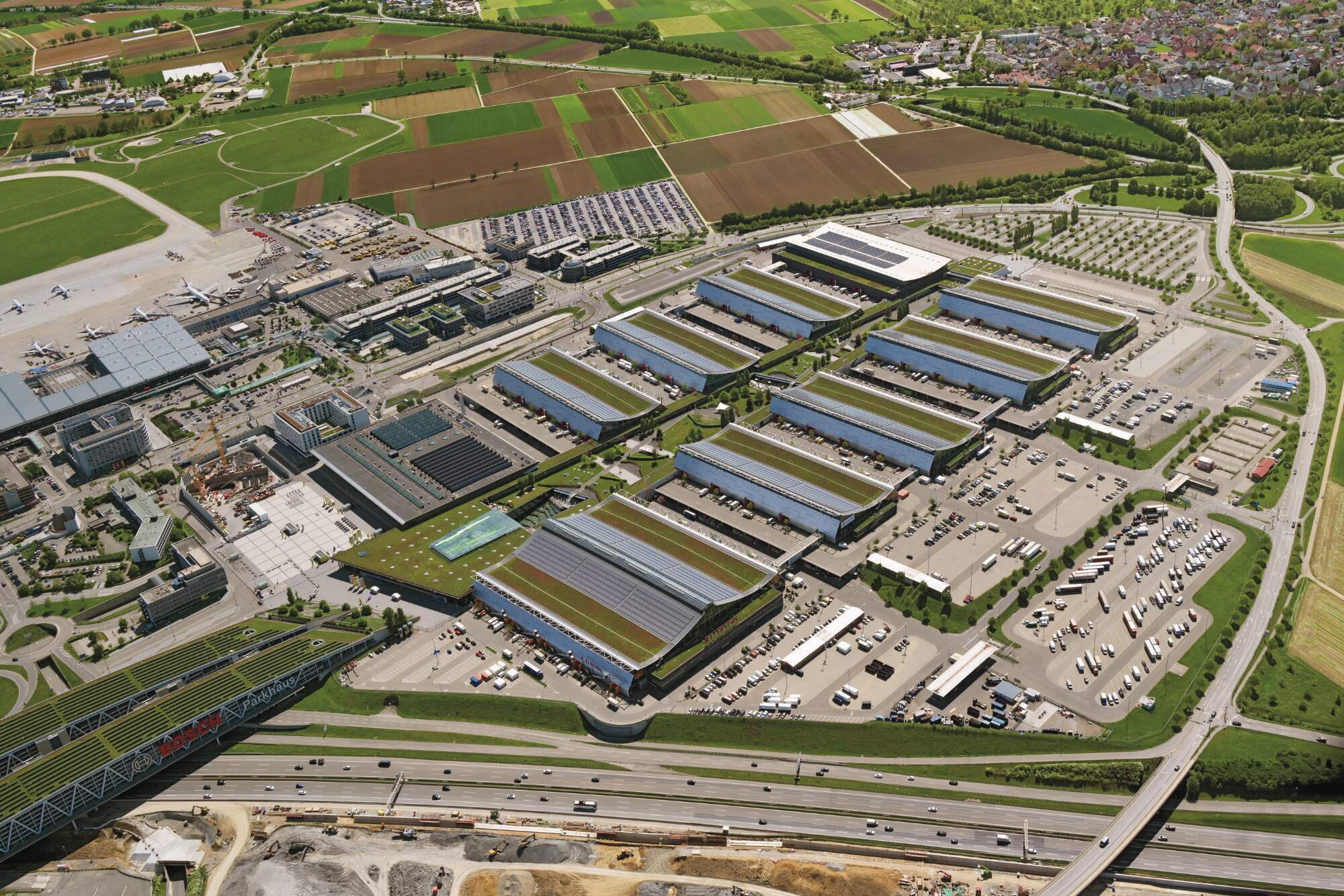 Messe Stuttgart | Stadt- und Dachbegrünung | Gewerbe/Industrie ...