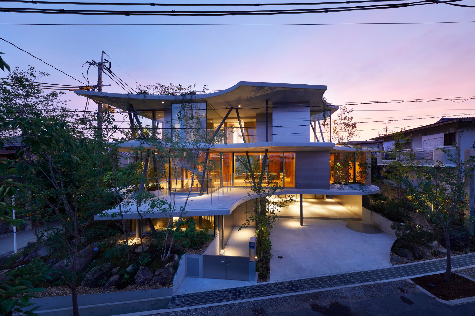Earth House bei Osaka | Stadt- und Dachbegrünung | Wohnen | BauNetz Wissen
