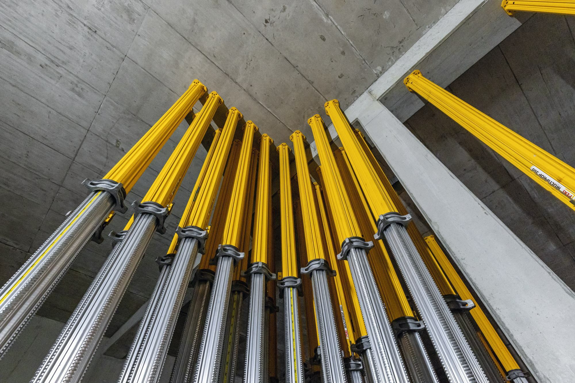 Eine Arena entsteht | Gerüste und Schalungen | Baustellenberichte ...