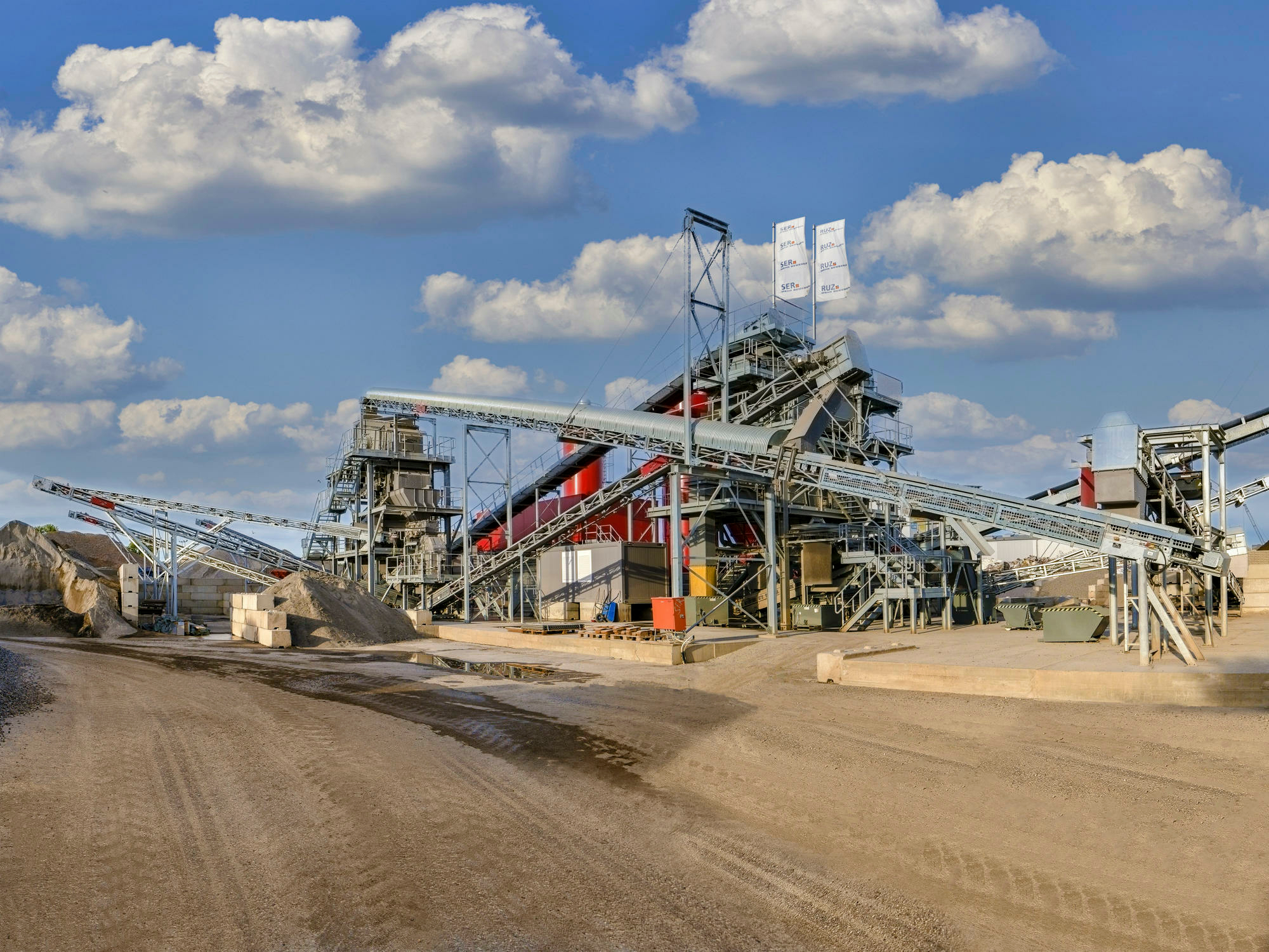 Aufbereitung von Betonabbruch | Beton | Herstellung | BauNetz Wissen