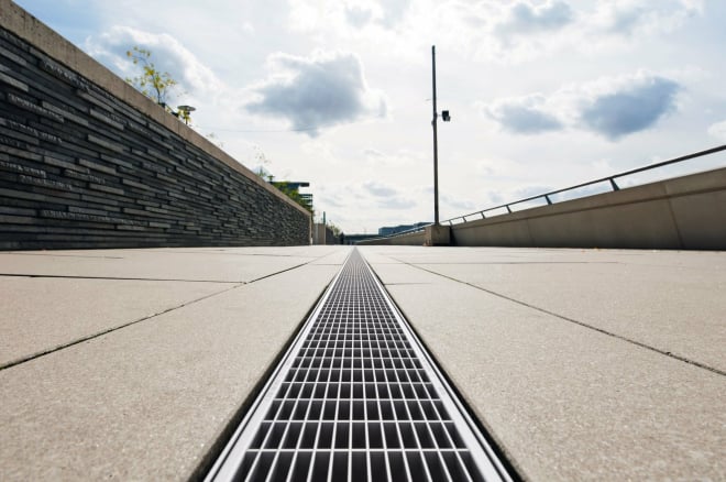 Entwässerungsrinnen | Wasserkreislauf | Glossar | BauNetz Wissen