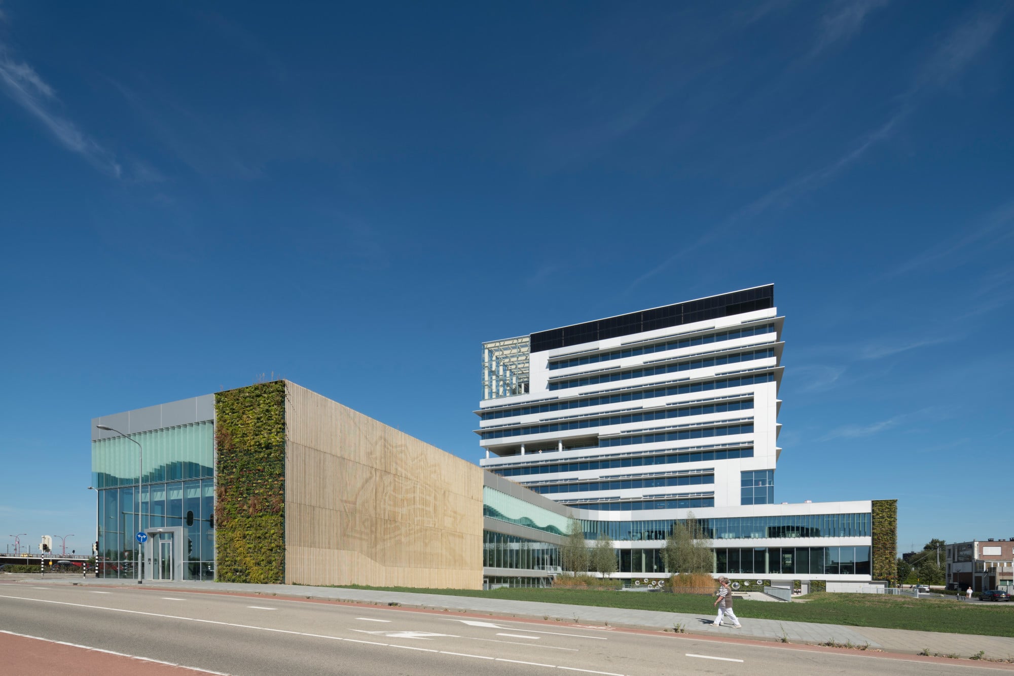 Stadskantoor in Venlo | Stadt- und Dachbegrünung | Büro/Verwaltung ...