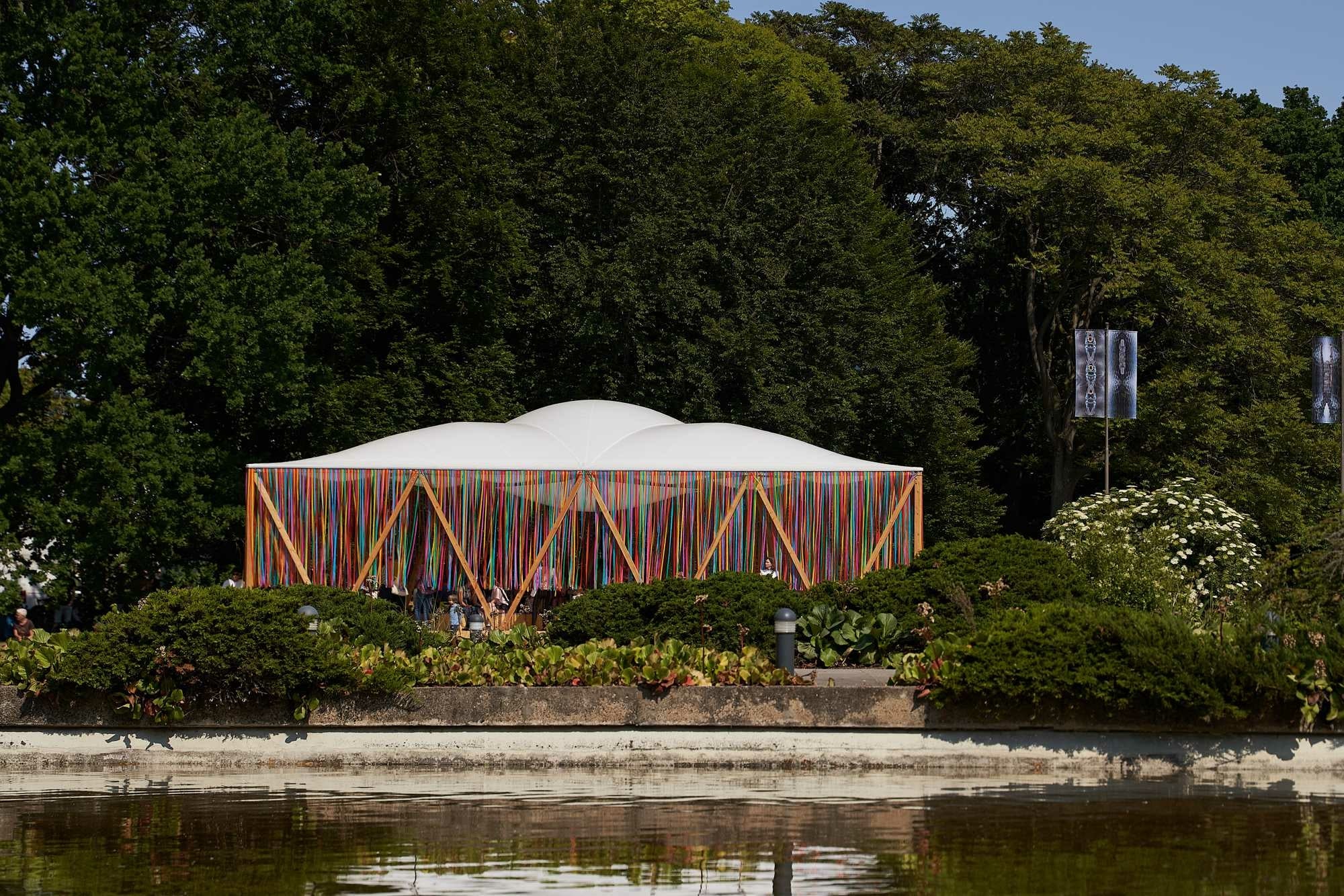 Pavillon am Haus der Kulturen der Welt in Berlin | Sonnenschutz ...