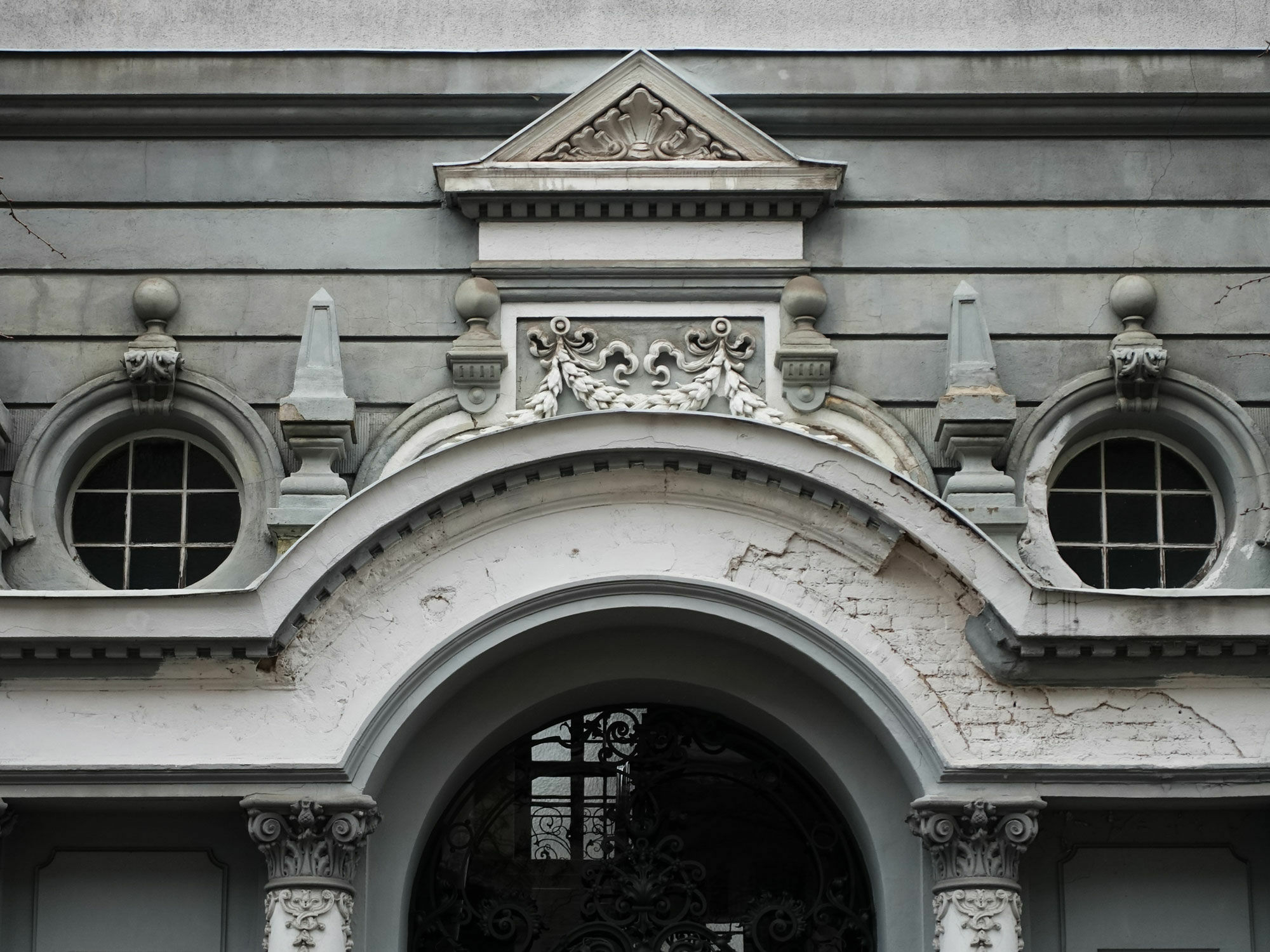 Feston | Fenster und Türen | Zubehör | BauNetz Wissen