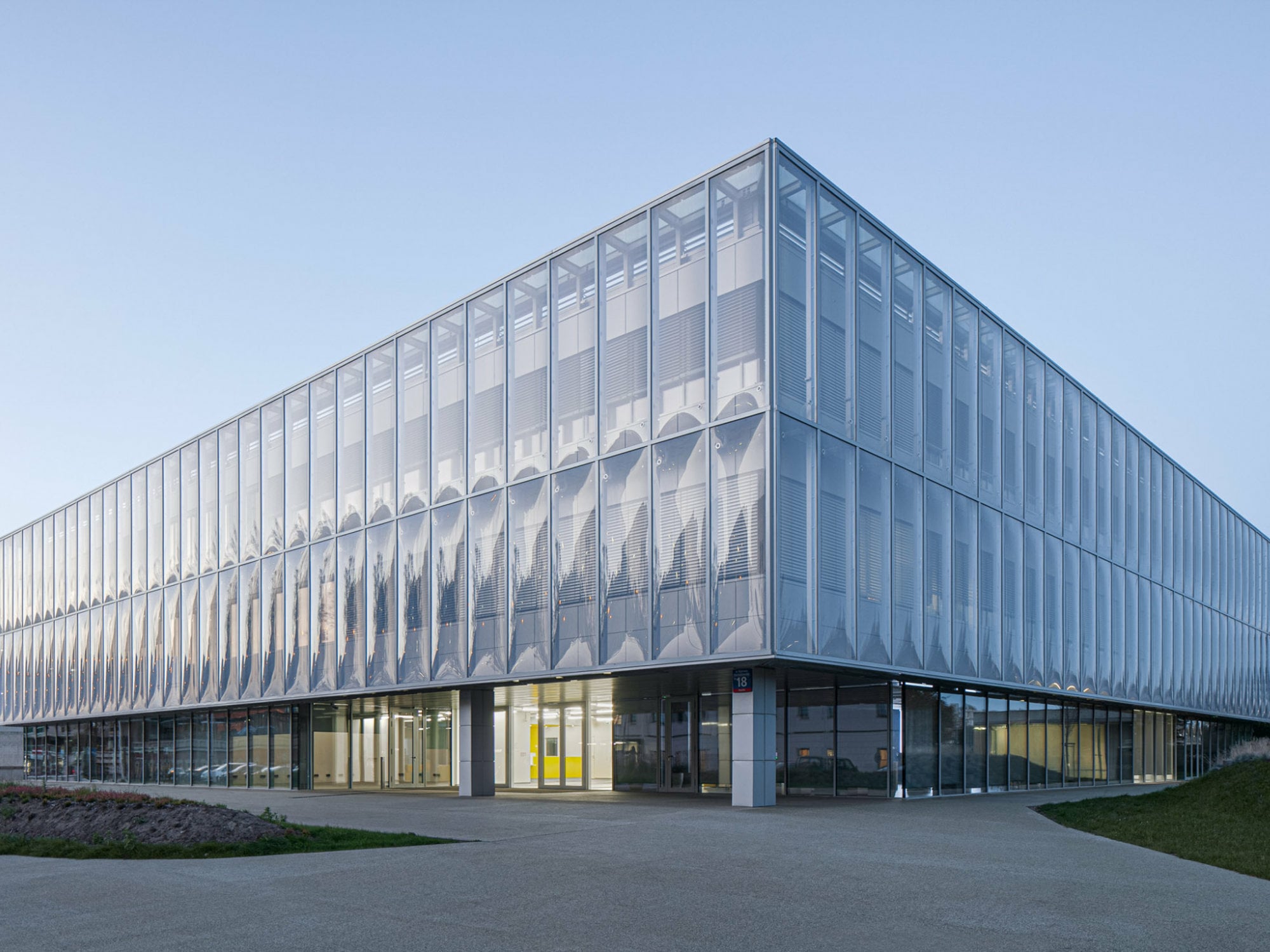 Copernican Revolution Lab in Warschau | Fassade | Kultur/Bildung ...