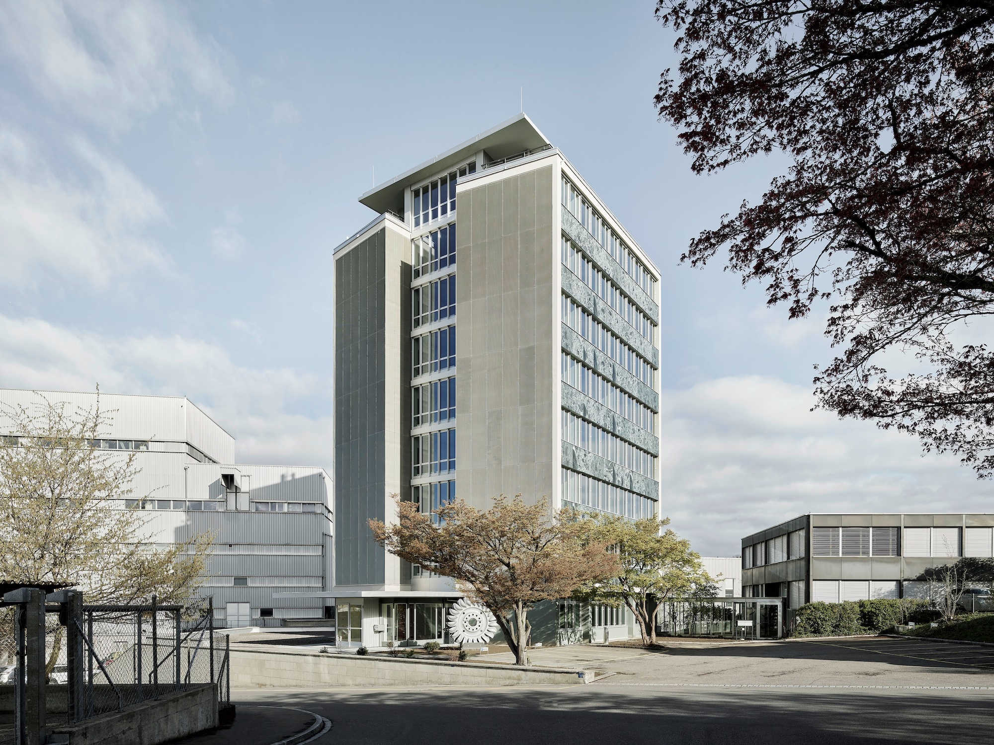 Ehemaliges Verwaltungsgebäude der Kabelwerke Brugg | Fassade | Büro ...