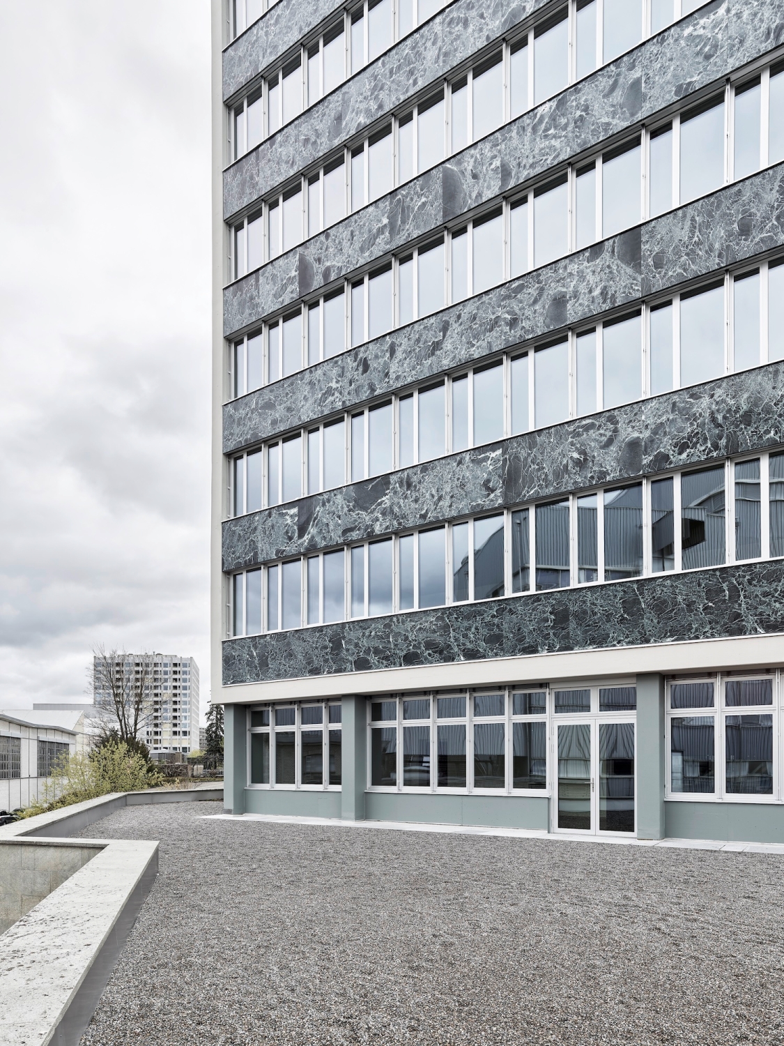 Ehemaliges Verwaltungsgebäude der Kabelwerke Brugg | Fassade | Büro ...