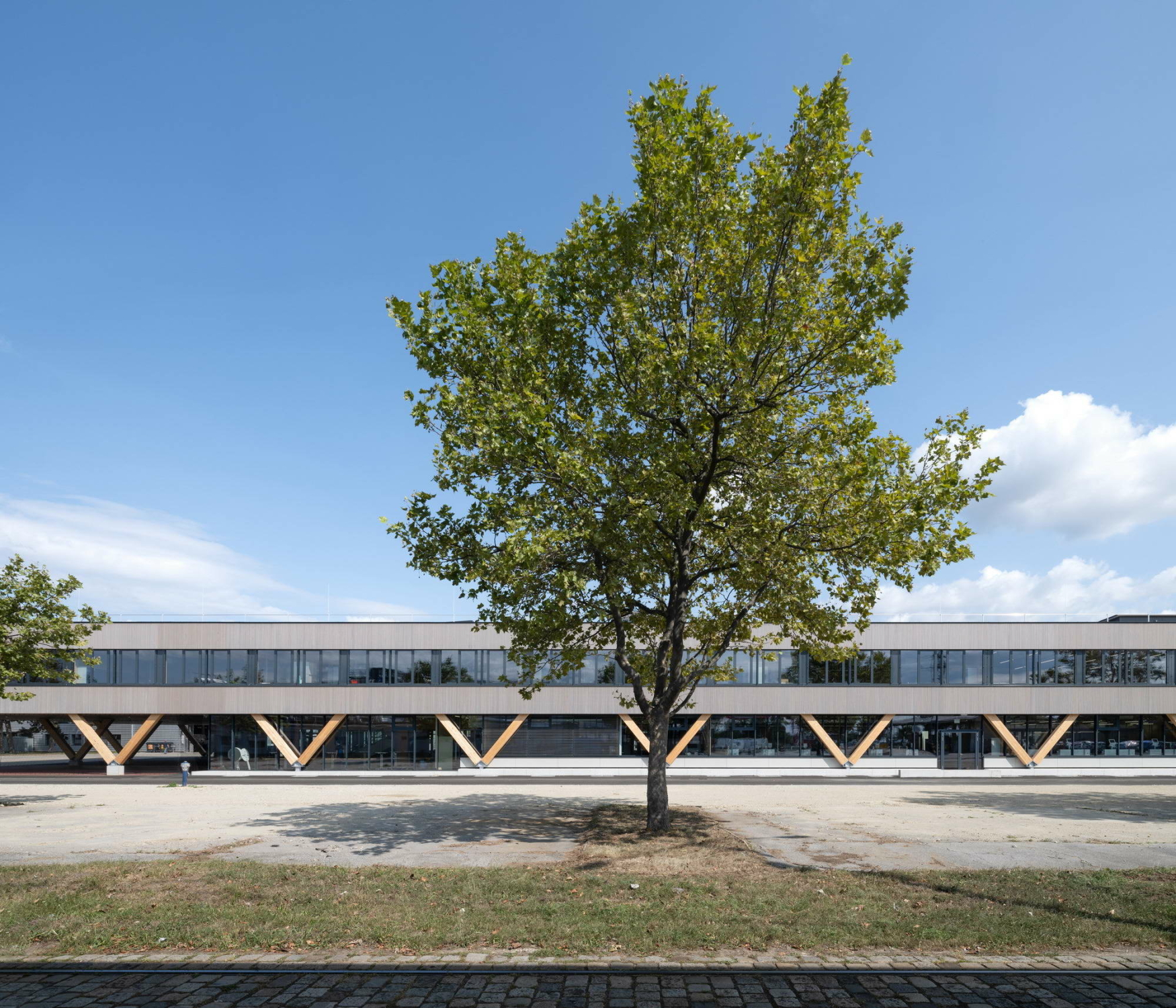 Lehrwerkstätte der Verkehrsbetriebe Wiener Linien | Heizung ...