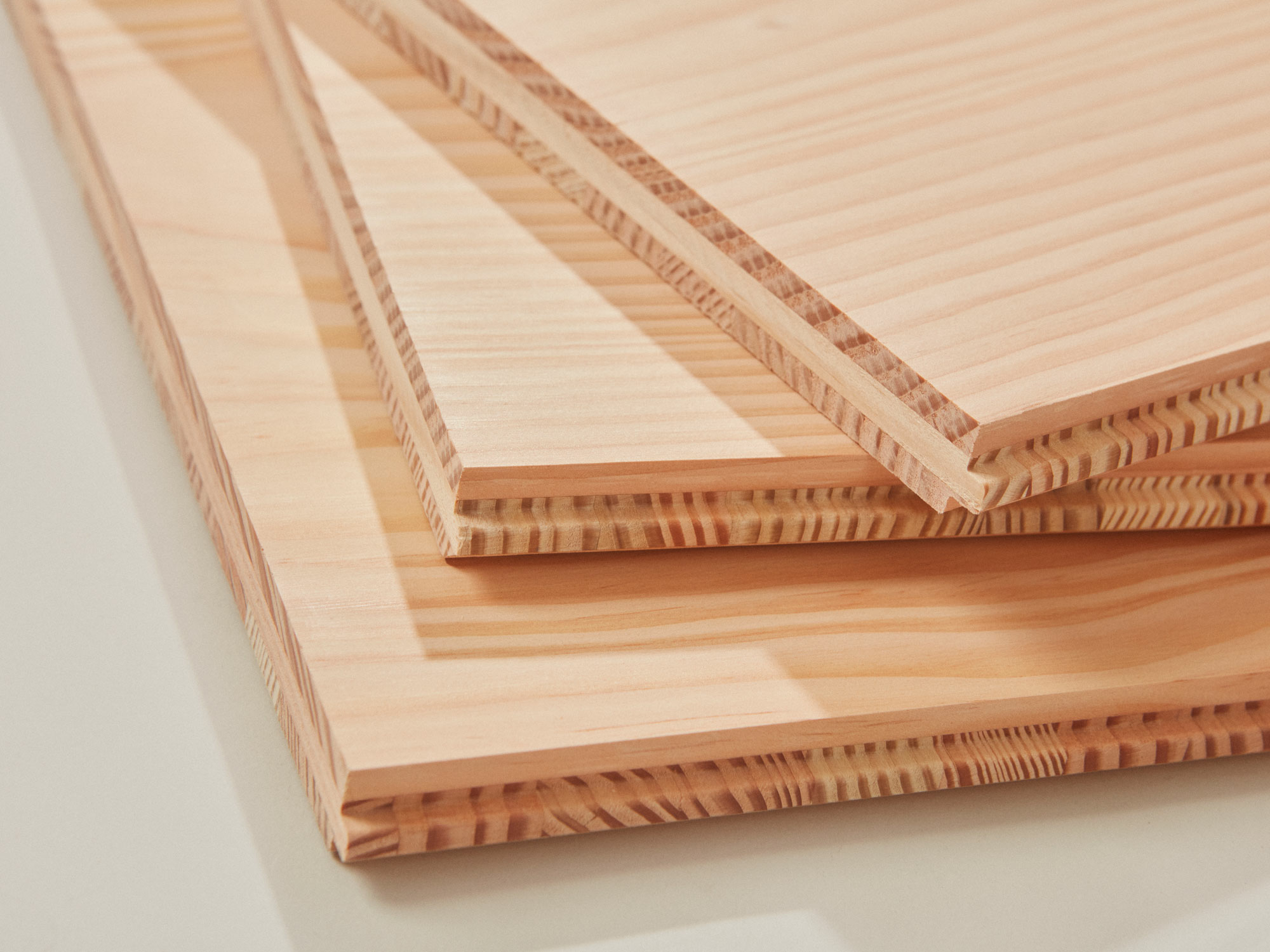 Mehrschichtboden aus Esche und Douglasie | Boden | News/Produkte ...