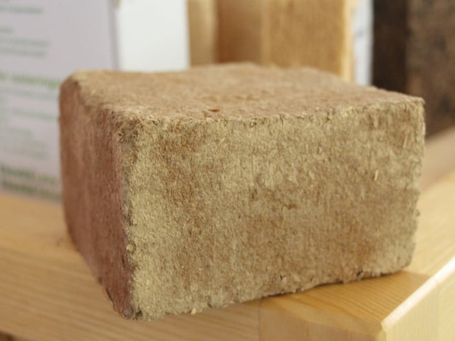 Gepresste Lehmsteine (CEB) | Mauerwerk | Wand | BauNetz Wissen