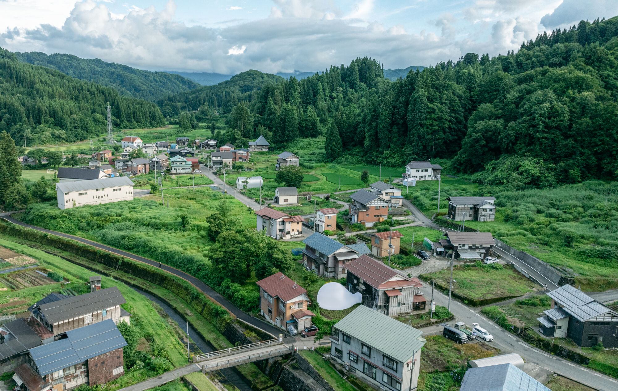 Ephemeral Bubble auf der Echigo-Tsumari Kunsttriennale 2024 | Fassade ...