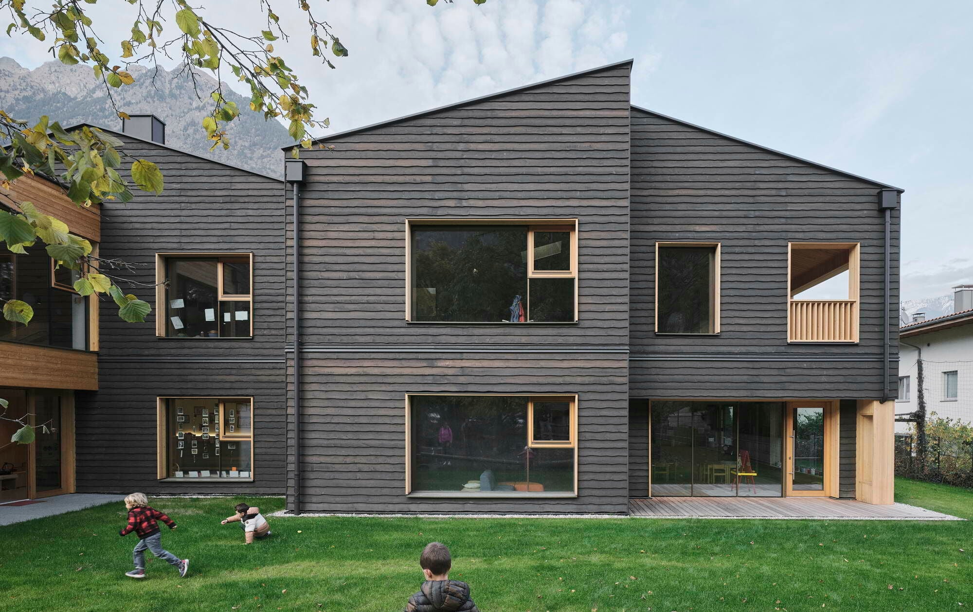 Kindergarten in Algund | Heizung | Kultur/Bildung | Baunetz_Wissen