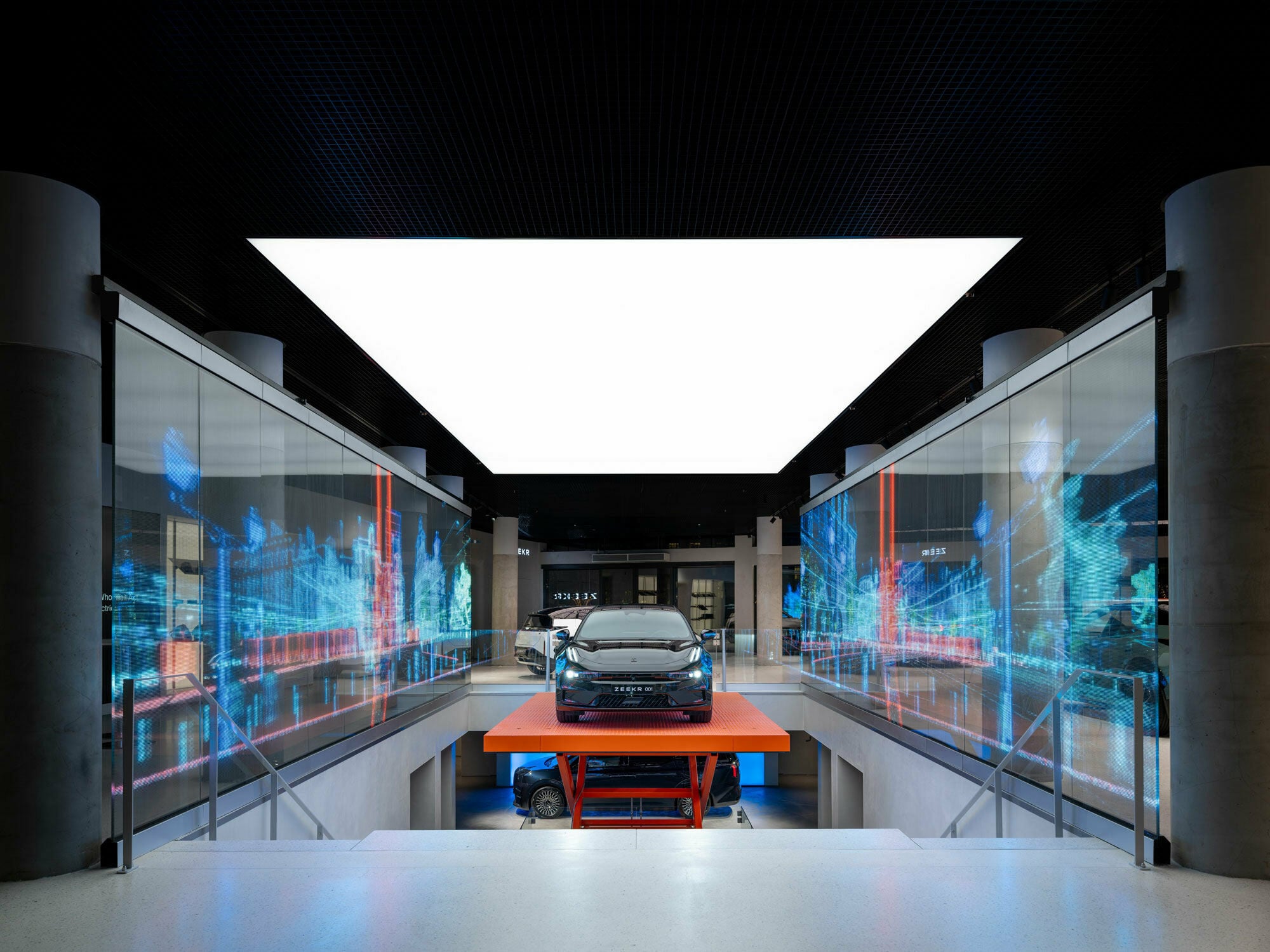 Zeekr Concept Store in Amsterdam | Fenster und Türen | Industrie ...