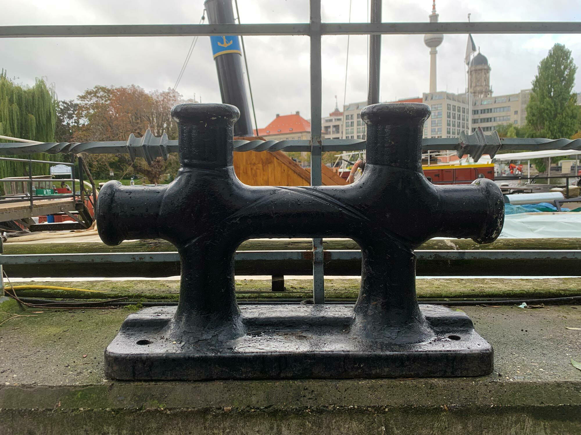 Poller | Fenster und Türen | Zubehör | BauNetz Wissen
