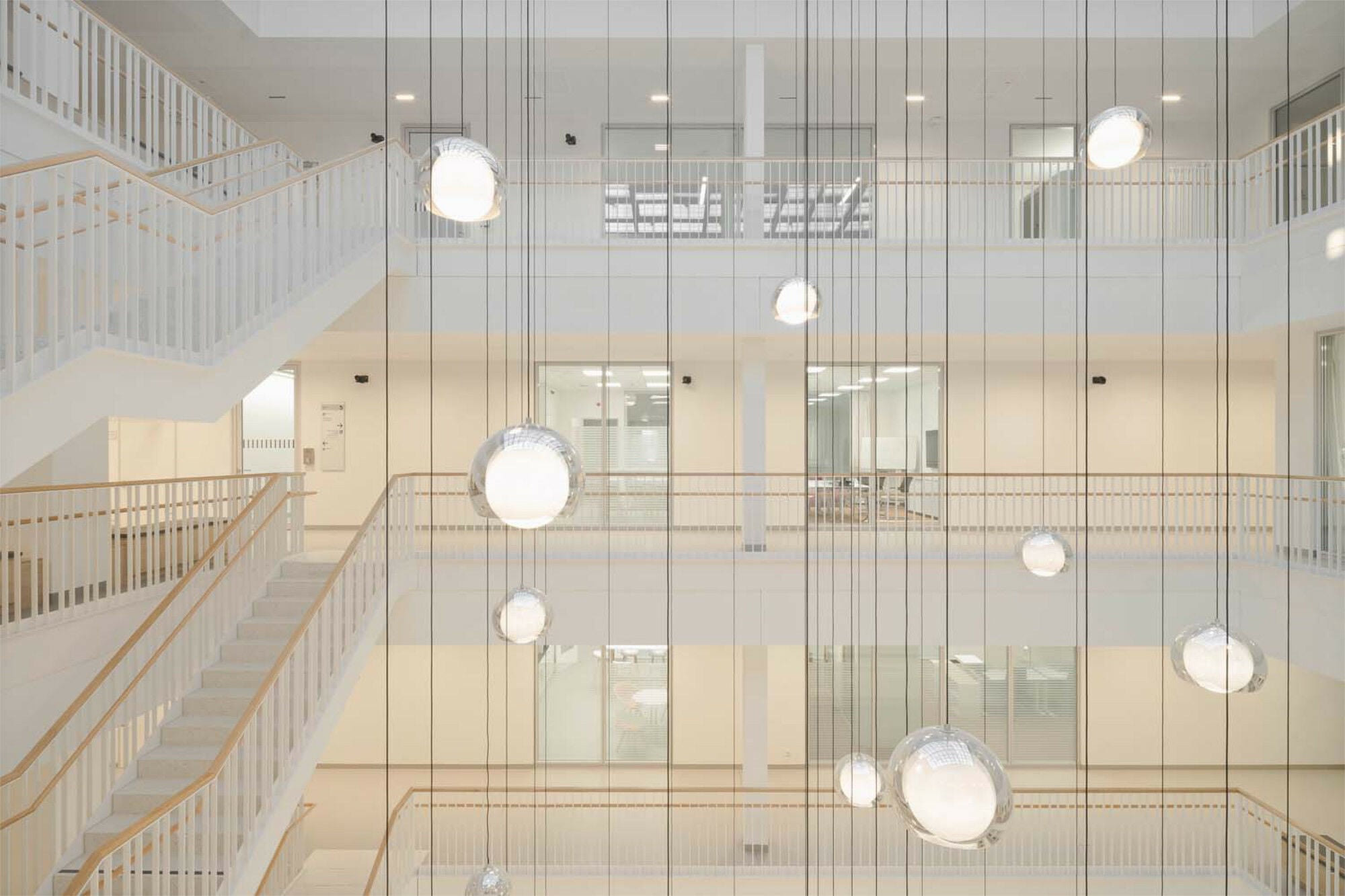 Rahel Hirsch Center für Translationale Medizin in Berlin | Treppen ...