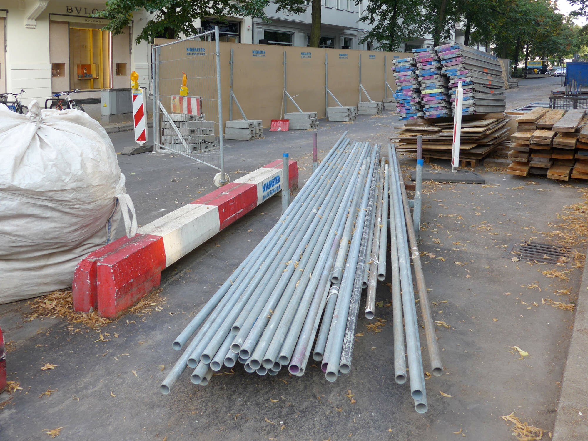 Lagerung und Transport von Gerüsten | Gerüste und Schalungen ...