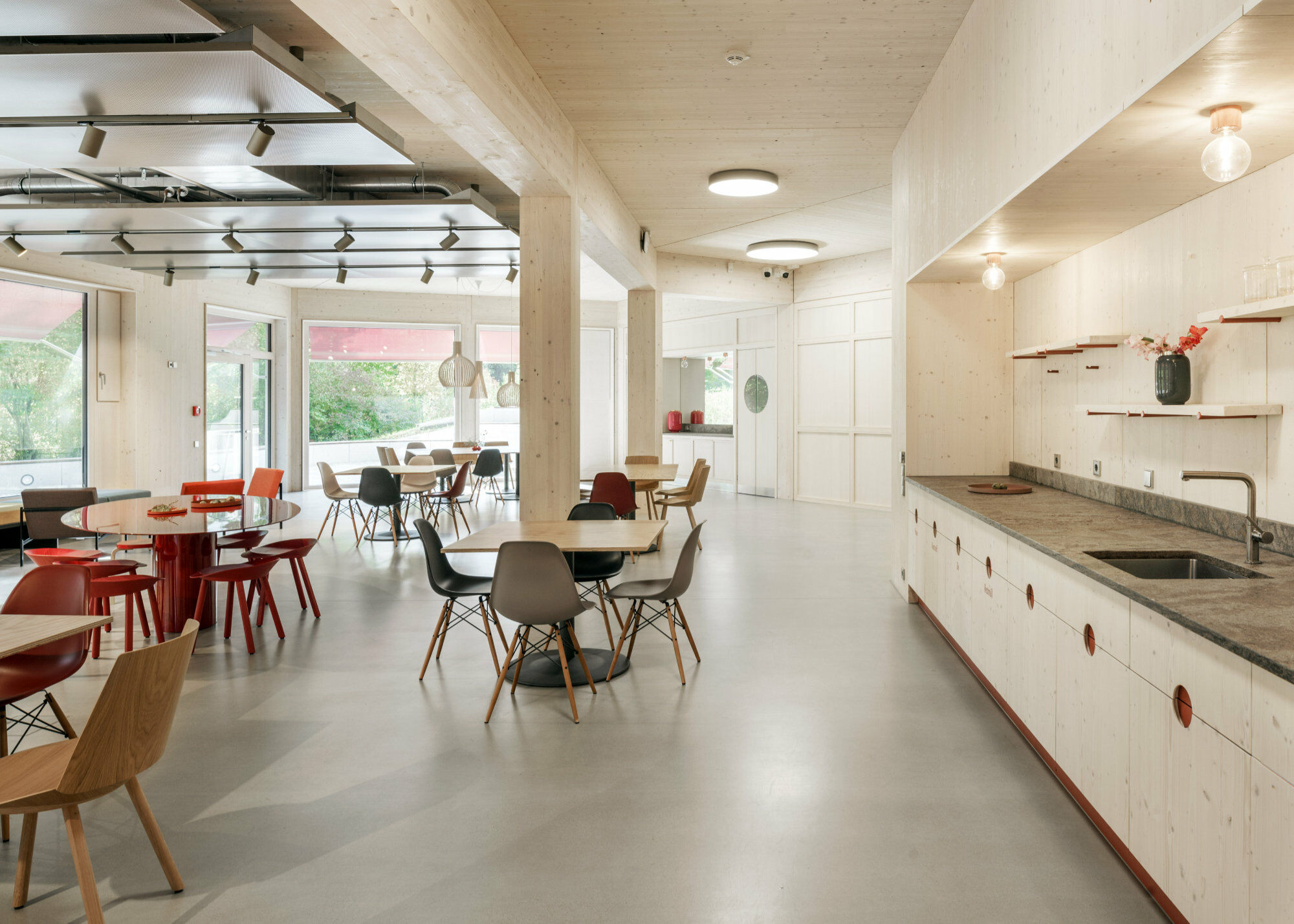 Firmensitz Cadfem in Grafing | Brandschutz | Büro/Gewerbe | BauNetz Wissen