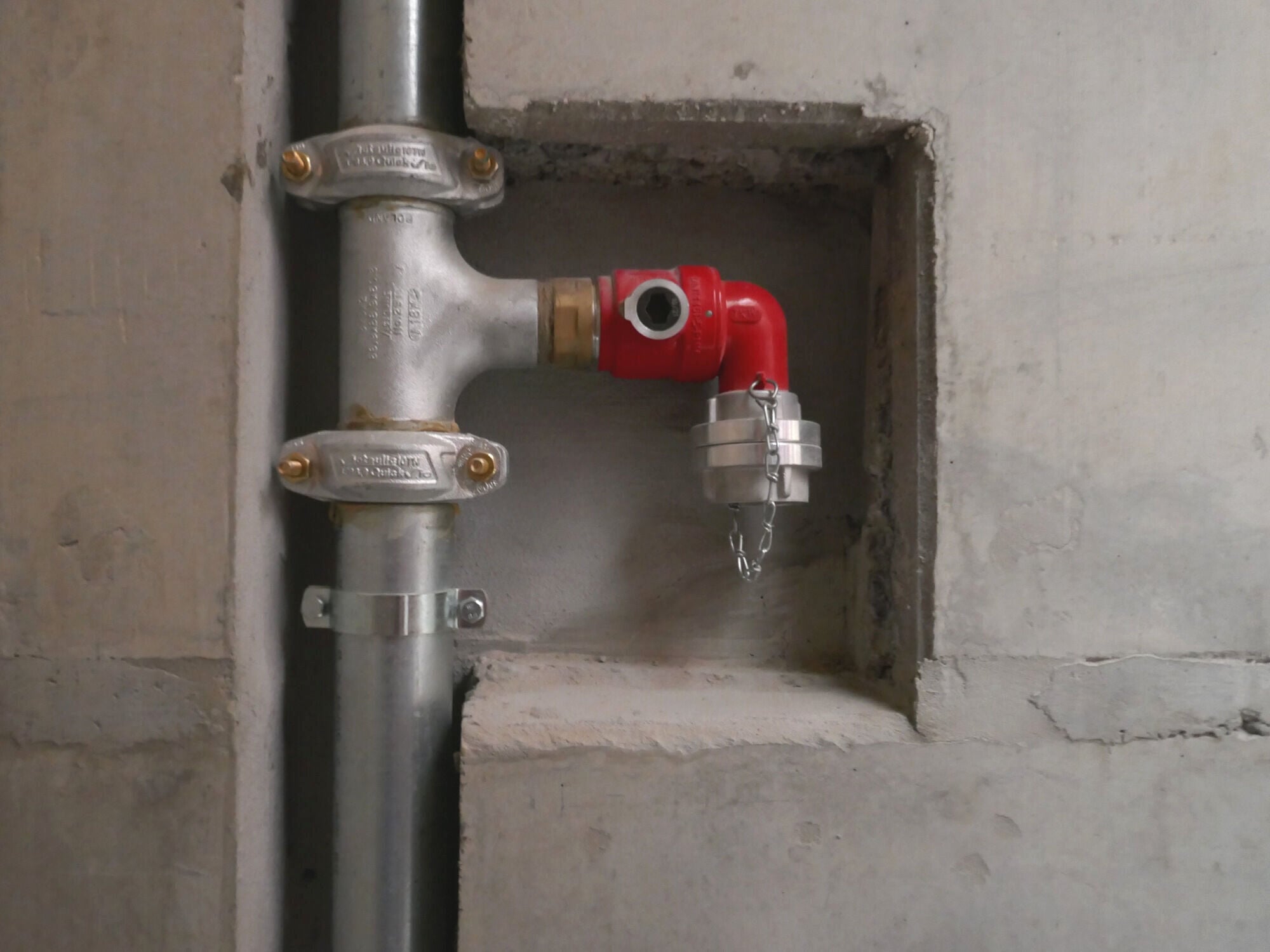 Steigleitung | Brandschutz | Glossar | BauNetz Wissen