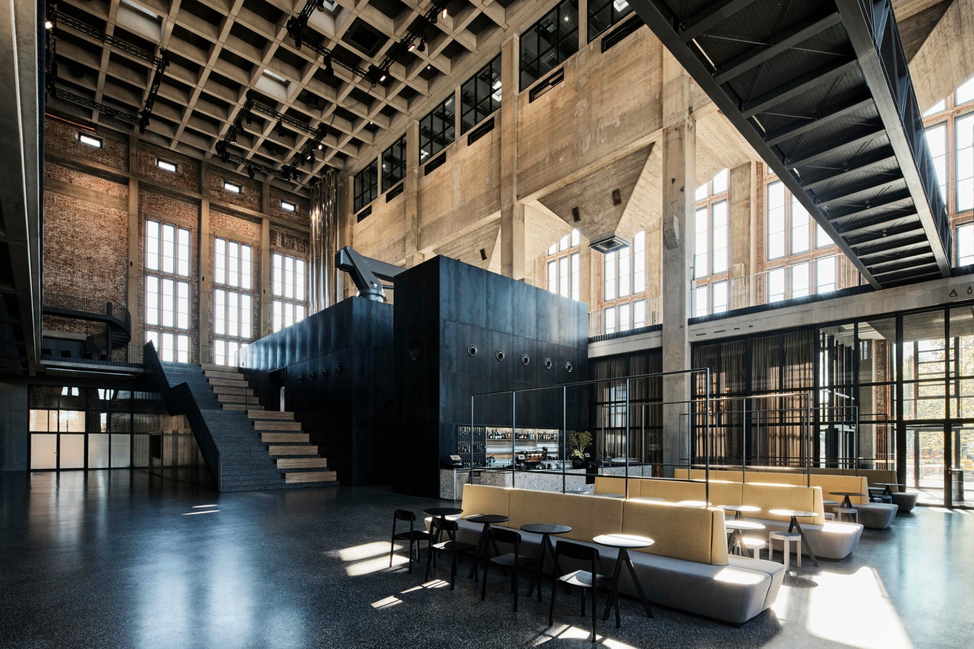 Umbau und Erweiterung: Kunstkraftwerk Bergson in München | Bauen im ...