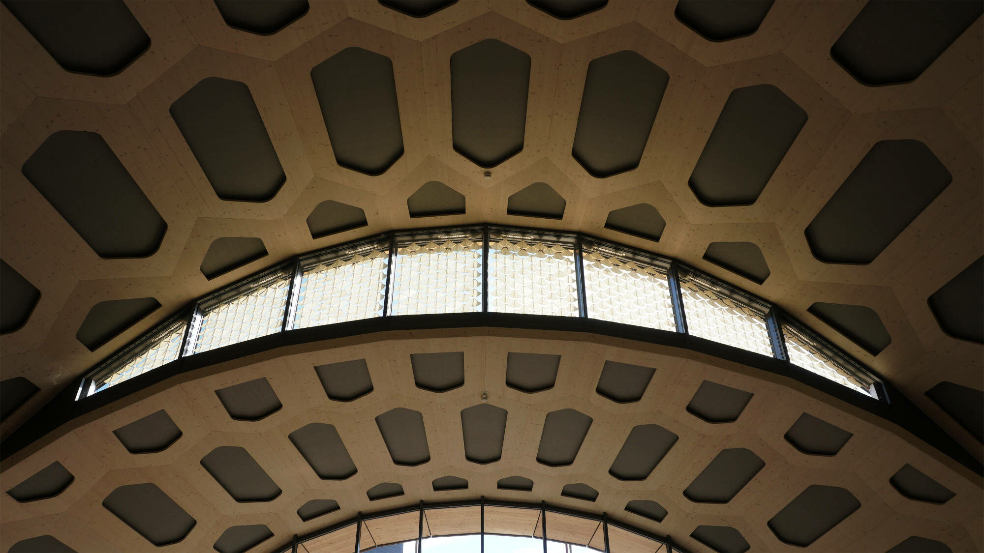 Bioinspirierter Sonnenschutz: Solar Gate in Freiburg | Sonnenschutz ...