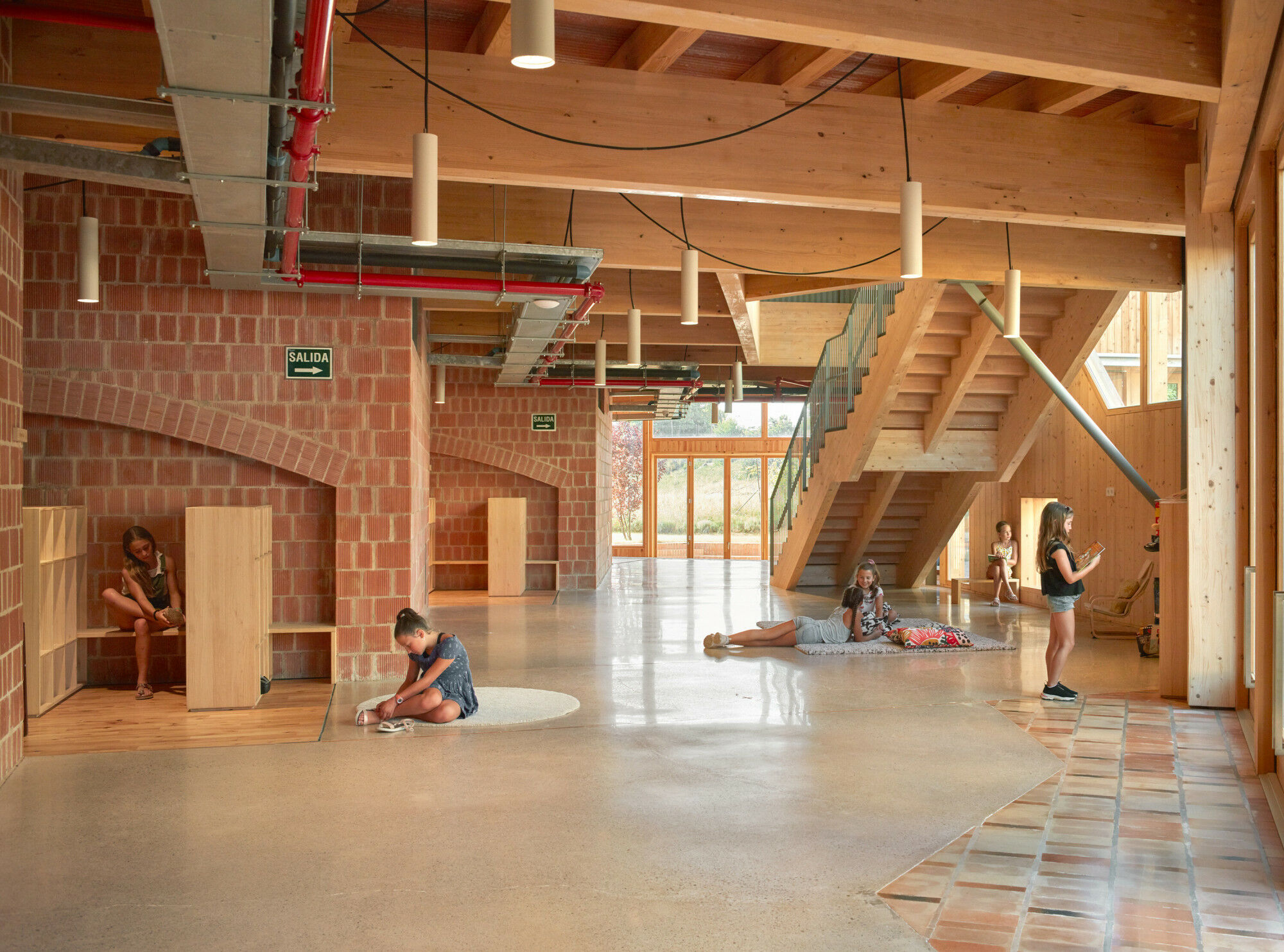 Imagine Montessori School in Paterna | Stadt- und Dachbegrünung ...