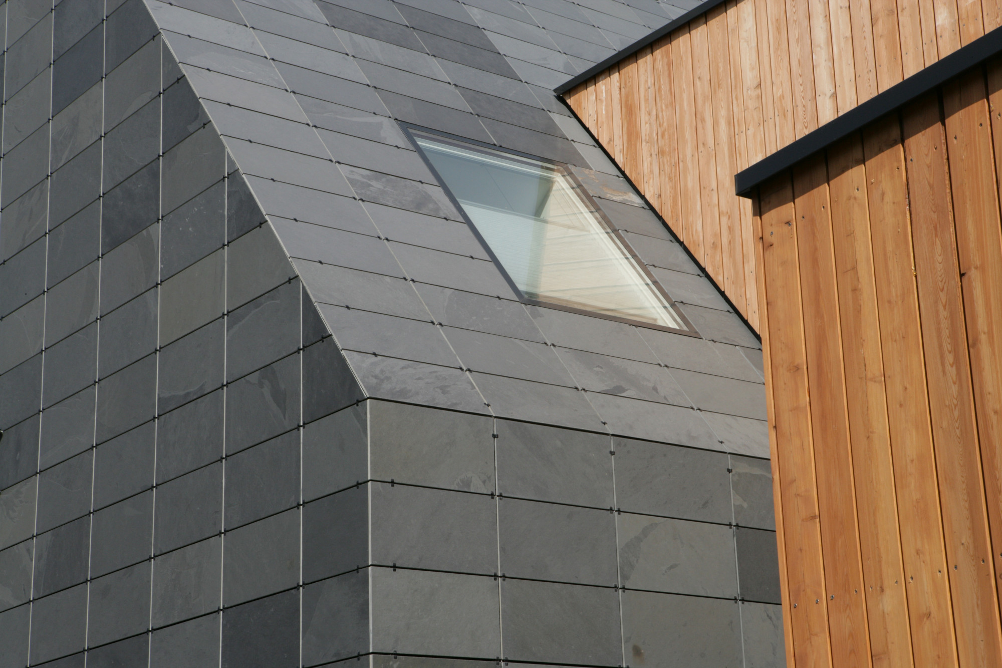 Dacheindeckung | Geneigtes Dach | Glossar | BauNetz Wissen