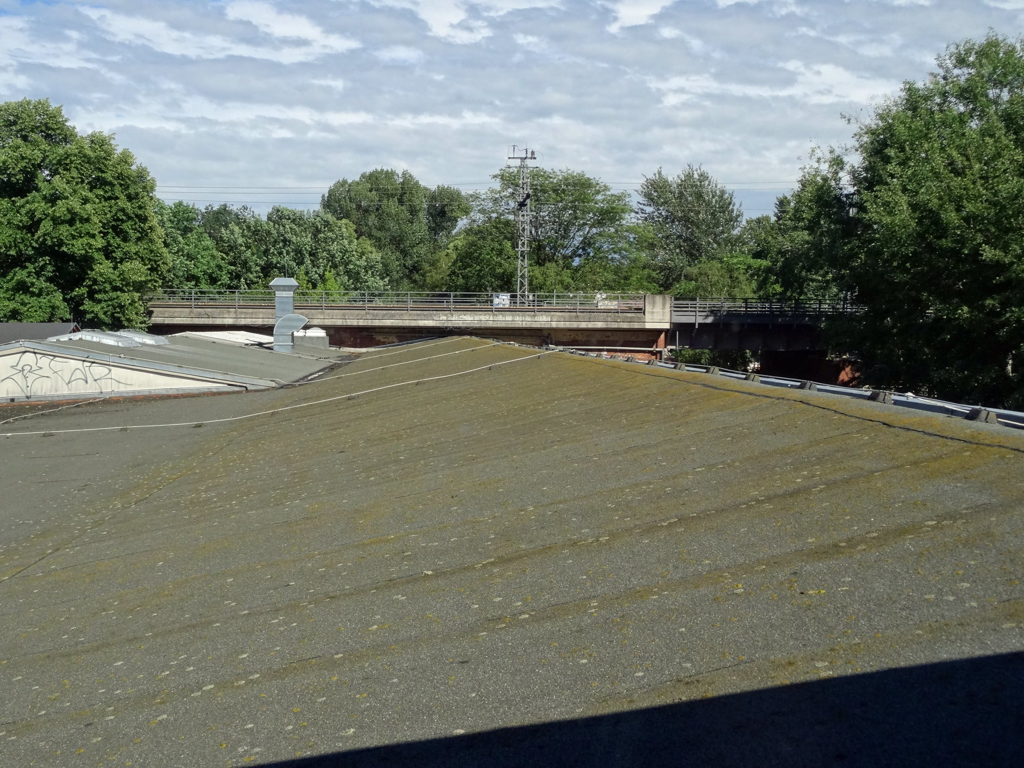 Bitumenbahn | Geneigtes Dach | Glossar | BauNetz Wissen