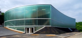 Hallenbad City in Zürich | Glas | Sport/Freizeit | Baunetz_Wissen