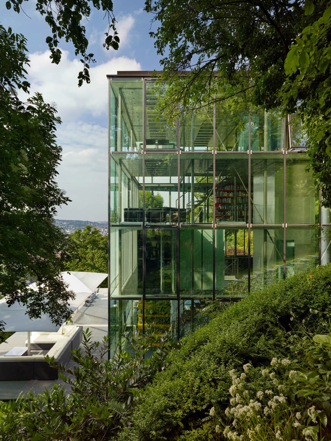 Haus R128 in Stuttgart | Treppen | Wohnen | BauNetz Wissen