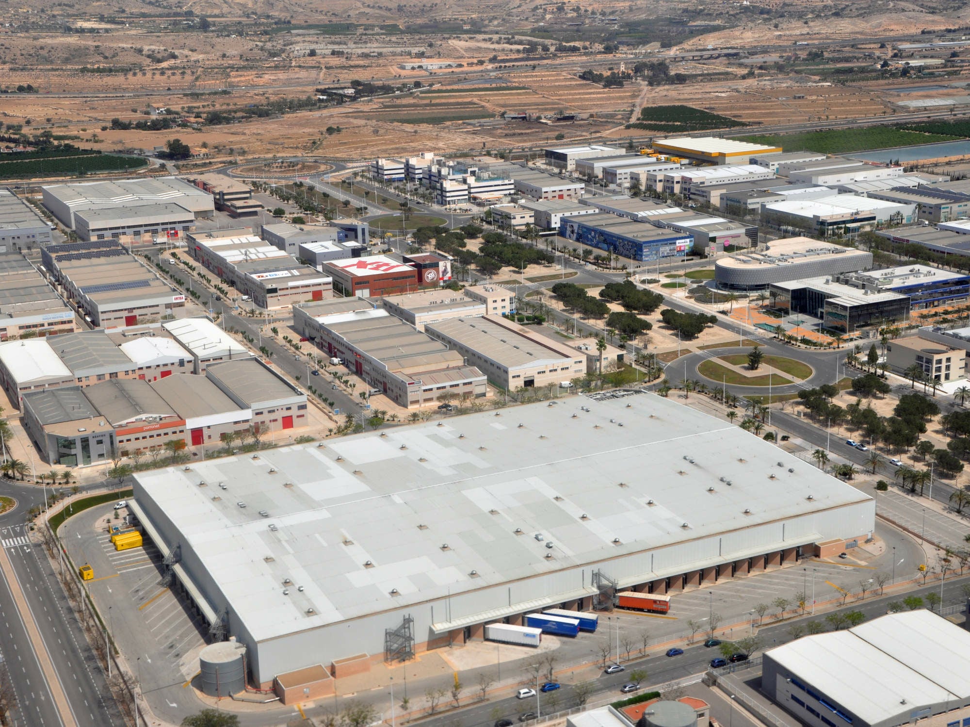 Dachbahnen aus PVC | Flachdach | Kunststoffbahnen | BauNetz Wissen