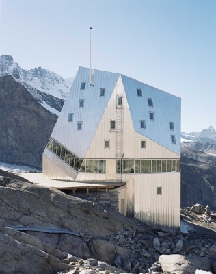 Neue Monte Rosa-Hütte oberhalb von Zermatt/CH | Solar | Sonderbauten ...