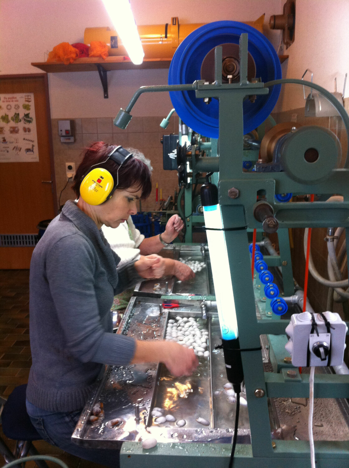 Tierische Fasern: Seide | Boden | _Materialien/Fasern | Baunetz_Wissen