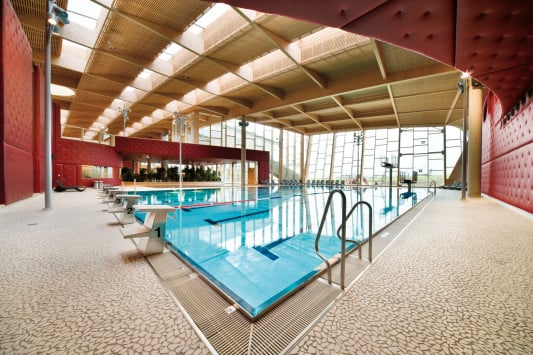Schwimmzentrum Les Thermes in Strassen | Bad und Sanitär | Freizeit ...