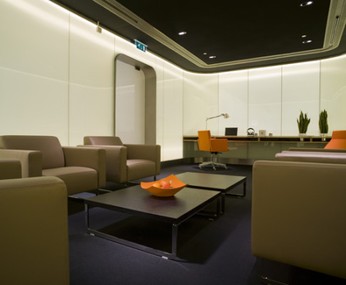VIP Center am Flughafen Schiphol in Amsterdam | Boden | Hotel ...