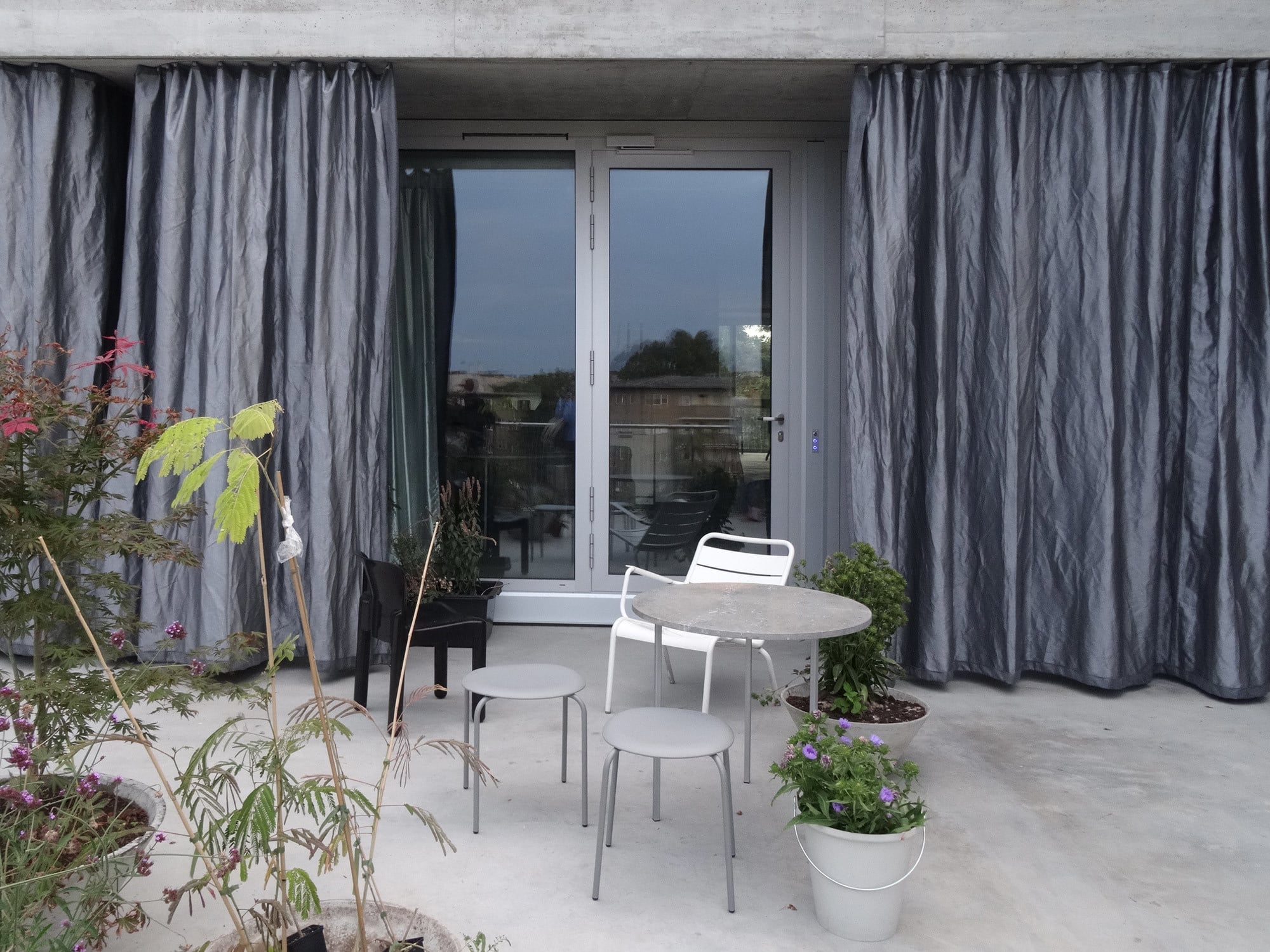 Vorhang | Sonnenschutz | Glossar | BauNetz Wissen